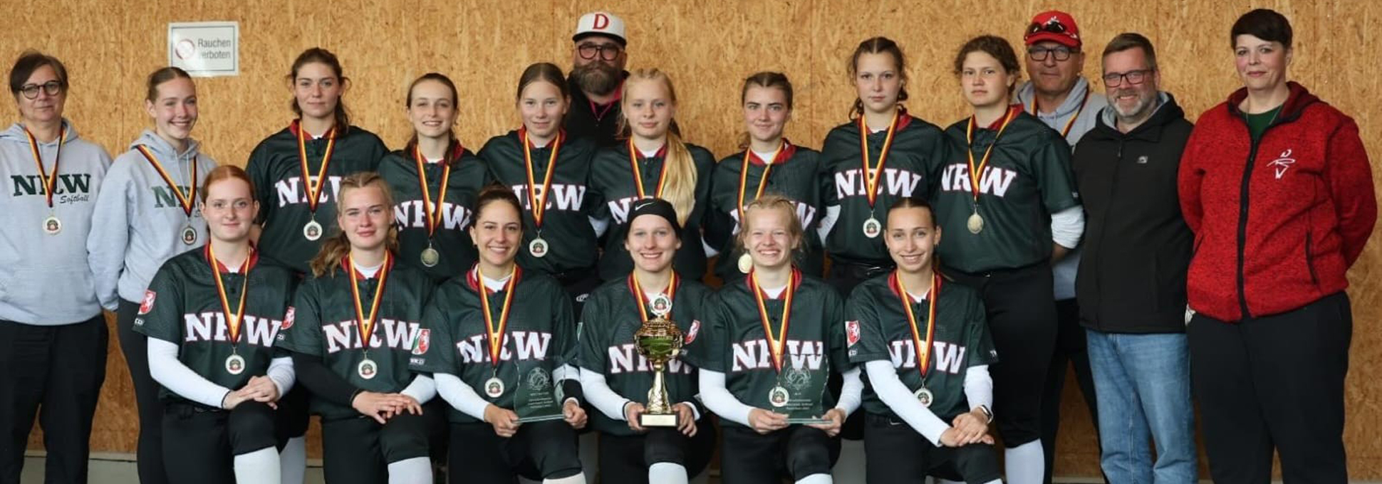 BSVNRW gewinnt DBV-Länderpokal Softball Juniorinnen in Paderborn (7.-8. ...